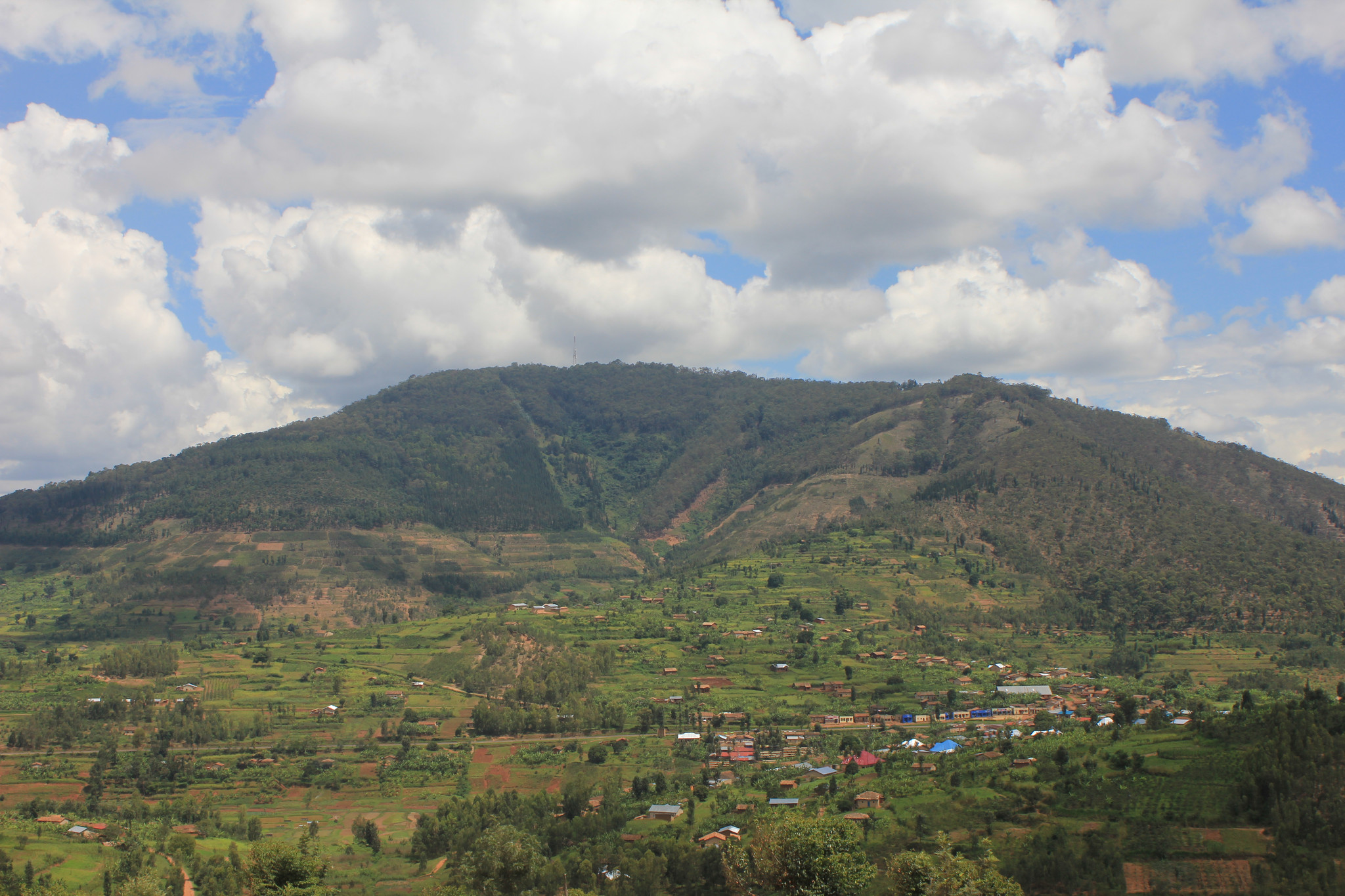 Mount Huye Rwanda | Coffee Tours & Hiking Adventures